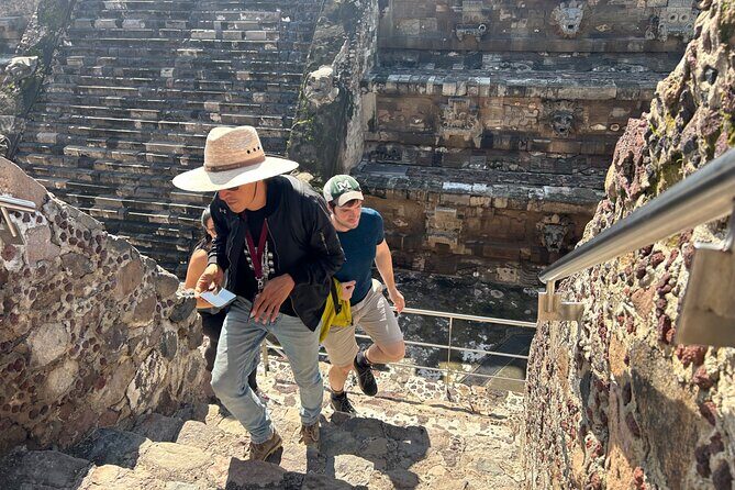 Pyramids of Teotihuacan with gastronomic and cultural experience. - Why This Tour Offers Great Value