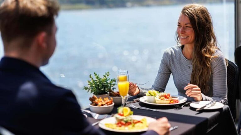 Québec City: Weekend River Brunch Cruise - FAQ