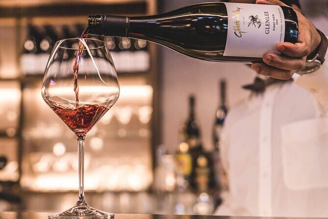 Queenstown Sightseeing Tour: Highlights of Queenstown - Transport, Group Size, and Practicalities