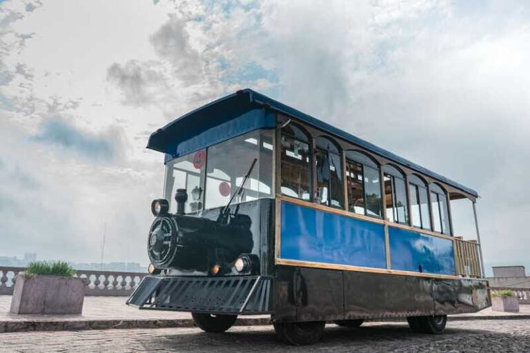 Querétaro: Tranvia Classic Trolley Car Guided Tour - Who Is This Tour Best For?