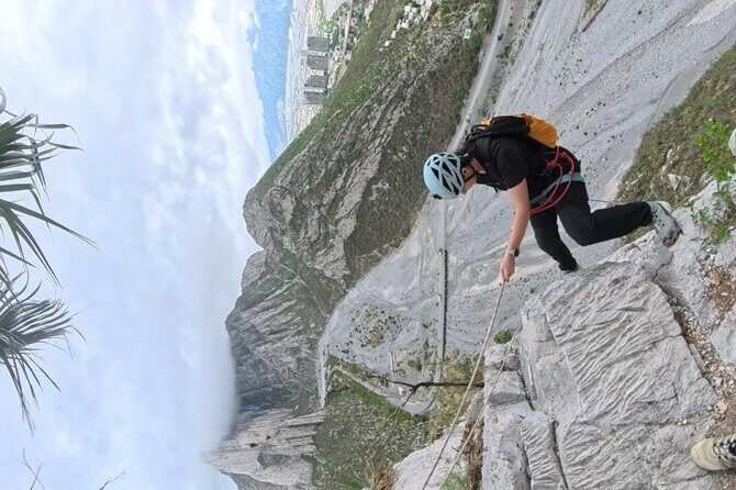 Rappels in Pico Licos with certified guides - Authentic Insights from Travelers