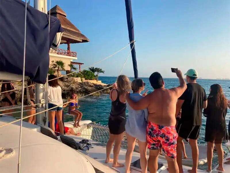 Riviera Maya: Full Day Private Catamaran to Isla Mujeres