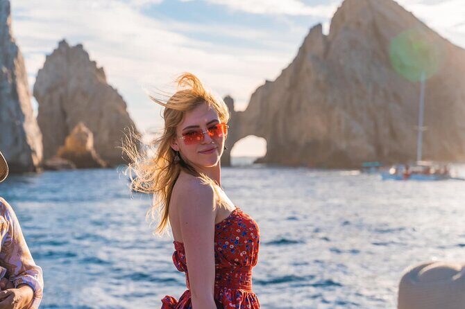 Romantic Sailboat Sunset: Live Music, Premium Bar & Dinner -Cabos - Who Will Enjoy This Tour?