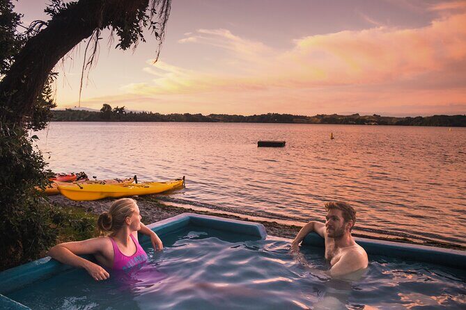 Rotorua: Evening Starlight Gourmet Kayak Tour Glowworms - Who Will Love This Tour?