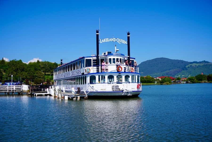 Rotorua: Lake Rotorua Cruise with Buffet Dining Option - Explore Rotorua from the Water