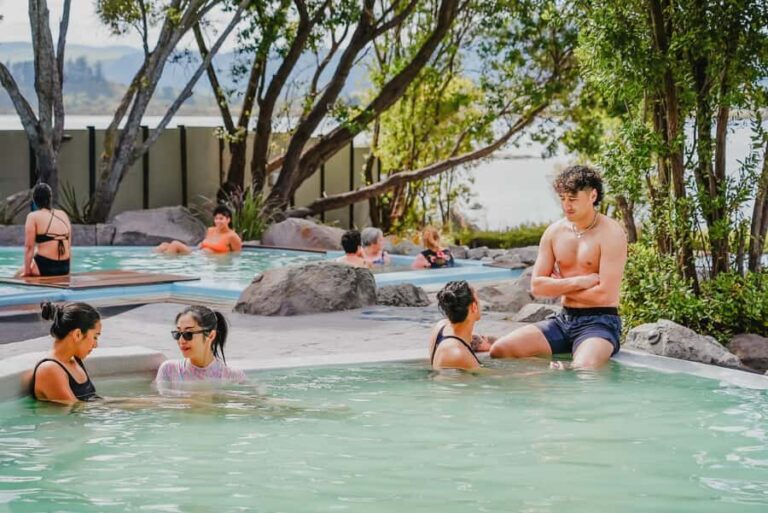Rotorua: Polynesian Spa Pavilion Hot Pool Bathing (12+ yrs) - What to Expect During Your Visit
