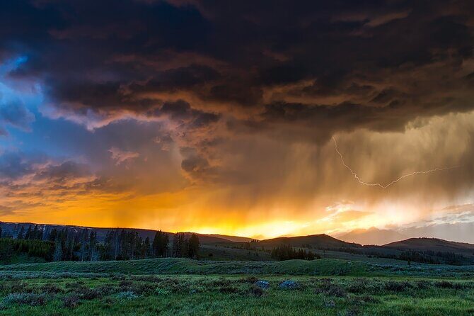 Salt Lake City Departure Yellowstone Park 3-day Panoramic Tour - Exploring the Itinerary: A Day-by-Day Breakdown