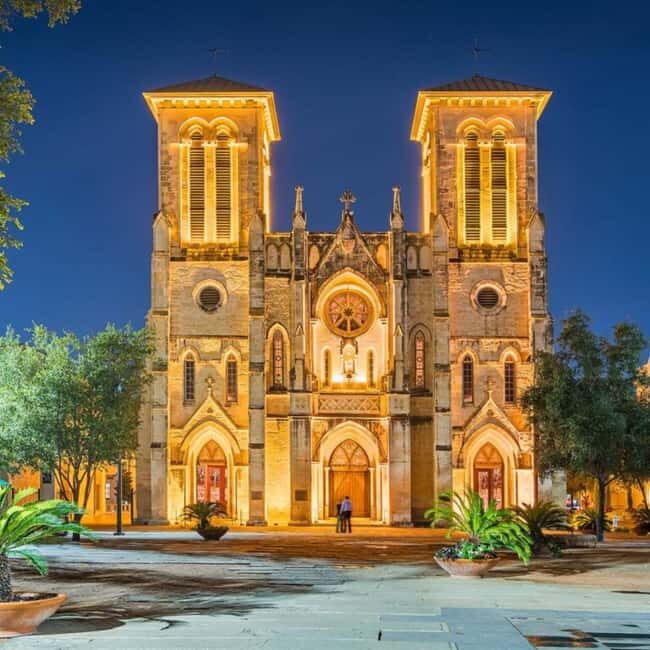 San Antonio: City Lights Night Tour by Trolley - What to Expect During the Tour