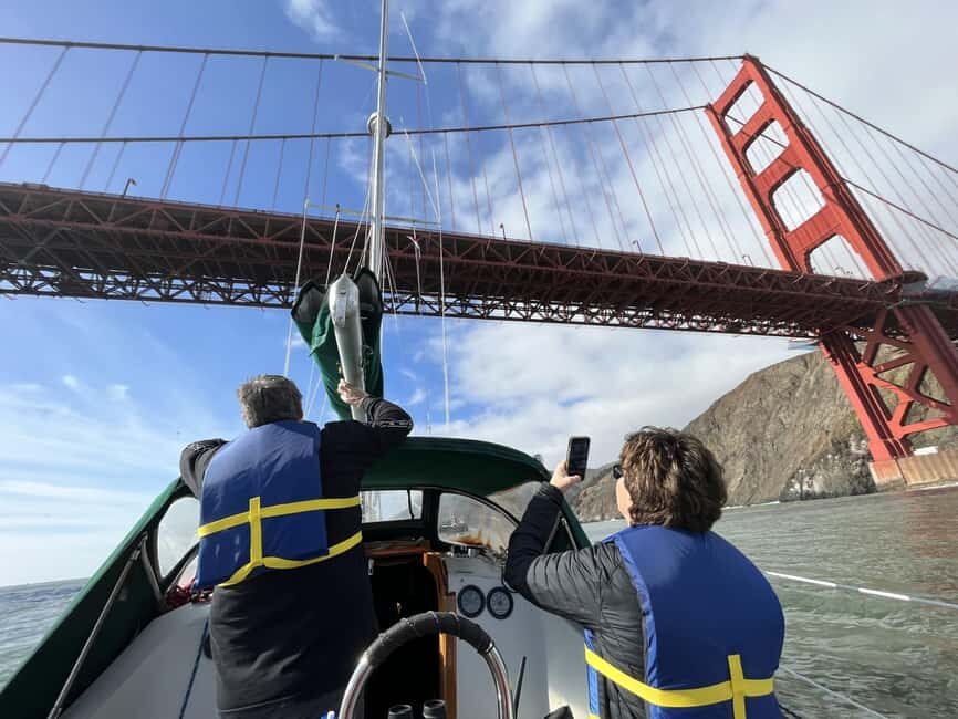 SAN FRANCISCO: (2hr) PRIVATE Sailing Experience 6 Guests - An In-Depth Look at the Sailing Adventure