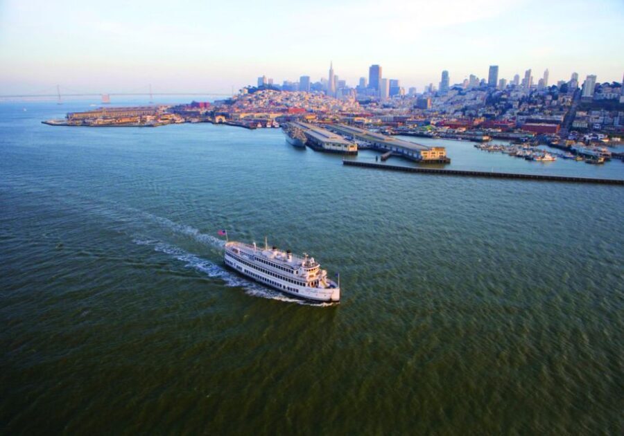 San Francisco: Thanksgiving Buffet Brunch or Dinner Cruise - Who Will Love This Cruise?