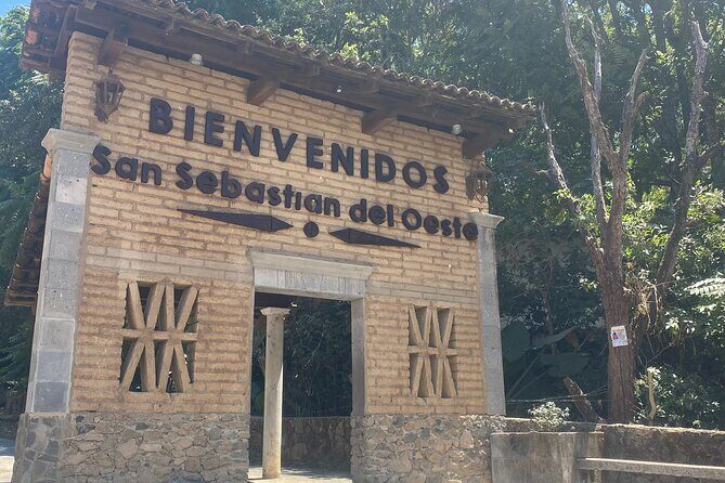 San Sebastián del Oeste, a town between mountains - Practical Details & Tips