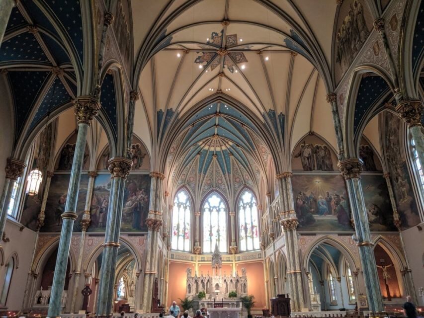 Savannah: Historic Districts & Bonaventure Private Tour - What To Expect During Your Tour