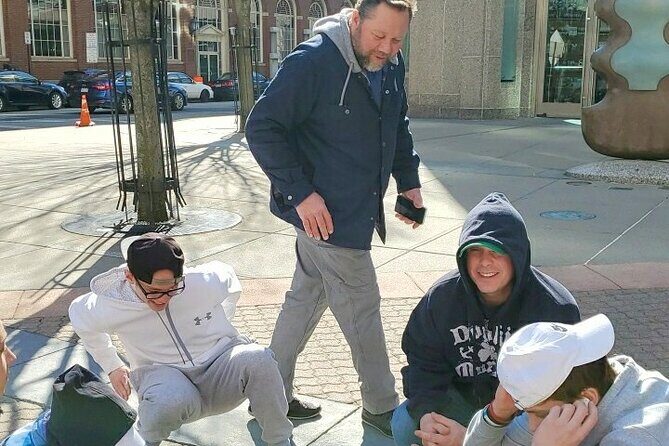 Scavenger Hunt Adventure in Edmonton by Crazy Dash - How Does the App-based Scavenger Hunt Work?