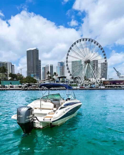 SEA MIAMI THE BEST on a 27' Crownline - What to Expect on Your 2-Hour Miami Boat Tour