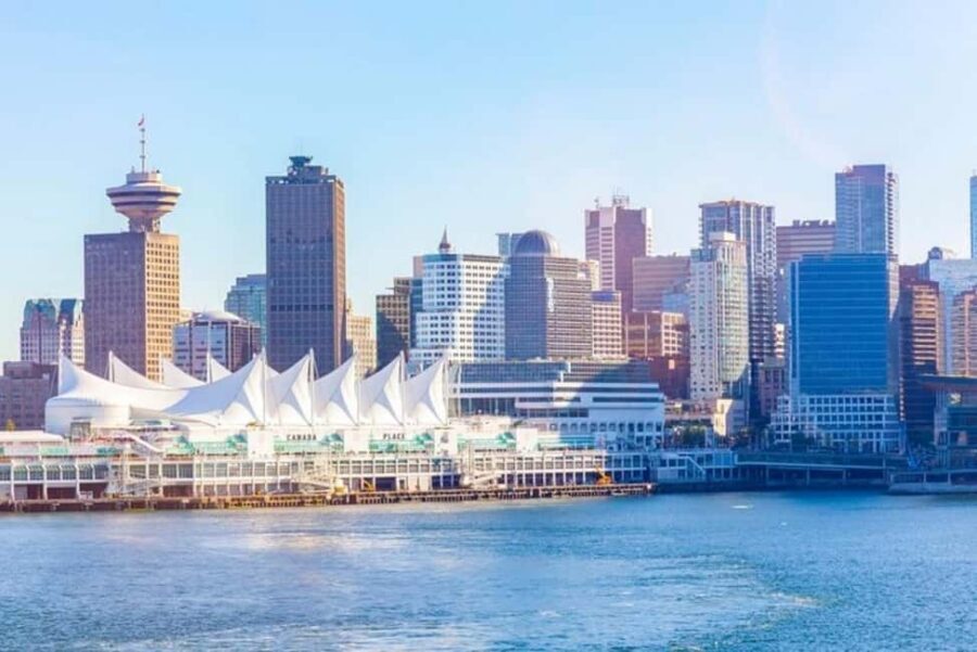 Seattle: Guided Day Trip to Vancouver - The Guide and Group Dynamics