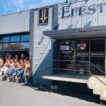 Seattle: Woodinville Guided Wine Tour with Optional Tastings - The Experience of the Guide