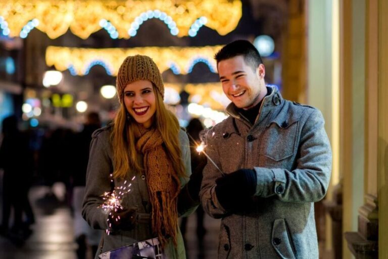 Seattles Yuletide Magic: Christmas Wonderland Private Tour - What You Can Expect: The Experience in Detail