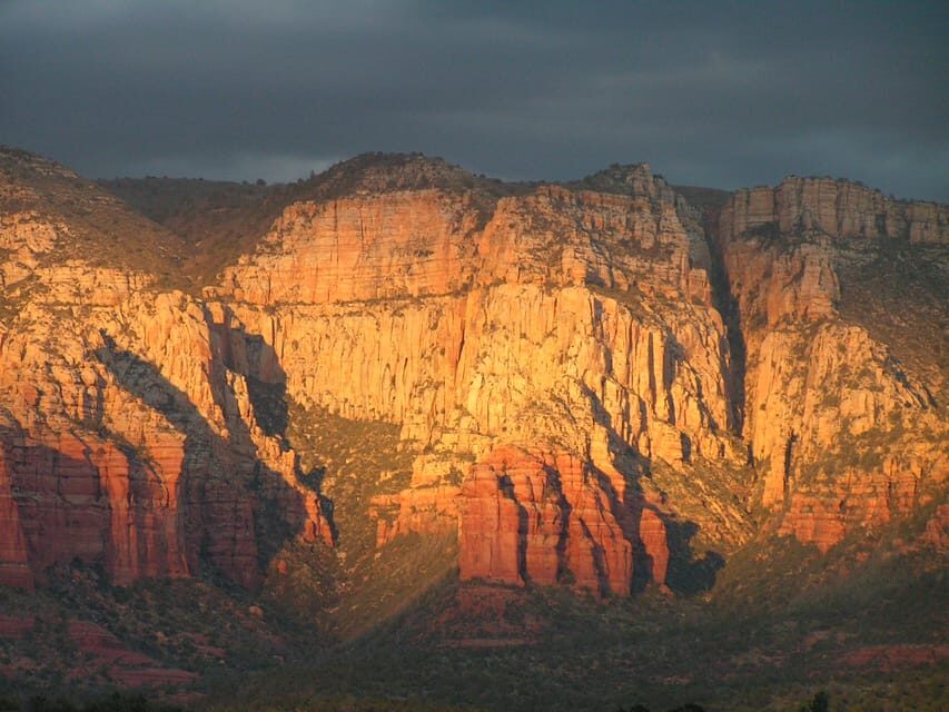 Sedona: PRIVATE Pavement 2-Hour Highlights Jeep Tour - Who Will Enjoy This Tour?