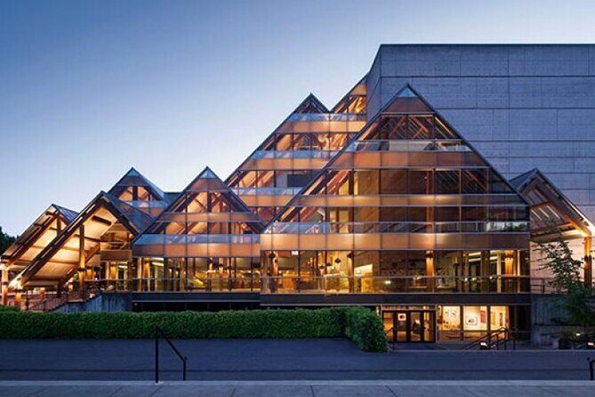 Self-Guided Eugene Scavenger Hunt: Electric Eugene - Authentic Traveler Insights