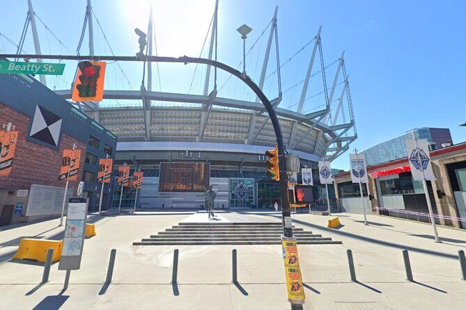 Self-Guided Scavenger Hunt: Vancouver Red Bricks & Gold Dragons - A Detailed Look at the Vancouver Red Bricks & Gold Dragons Experience