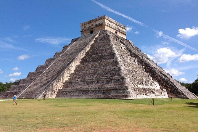 Semi-Private Chichen Itza, Cenote Ik Kil and Valladolid Tour - Authentic Experiences According to Reviews