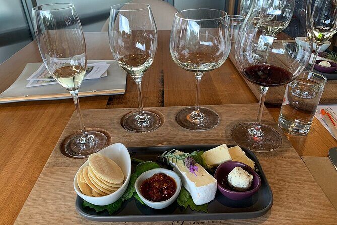 Signature Saturday Wine Tour - Transportation, Timing, and Practical Tips