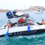 Small boat rental in cabo - Yamaha 28ft. - The Guides and Crew