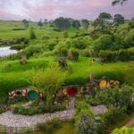 Small Group Luxury Hobbiton Tour incl. Lunch From Auckland - The Experiences Strengths