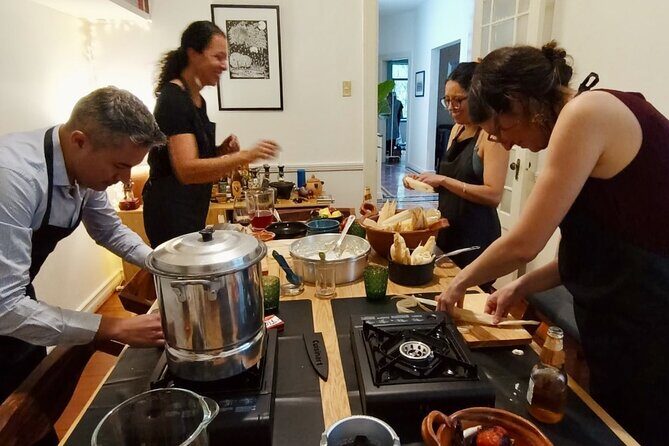 Small Group Multi-Variety Tamal Cooking Class in La Condesa - Who Should Consider This Experience?