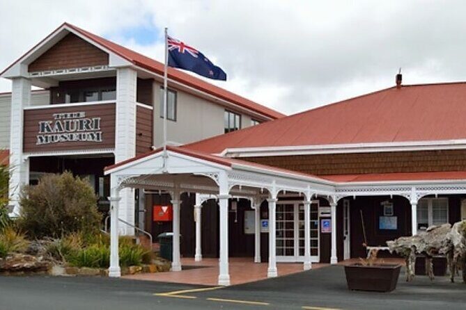 Small-Group Mystical Waipoua Forest Kauri Tour from Auckland - FAQs