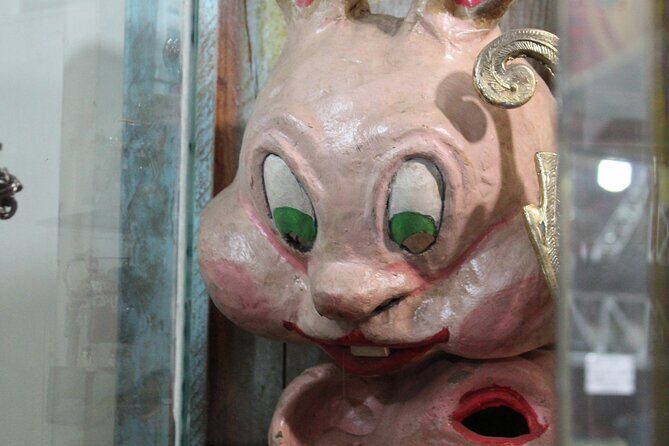 Small-Group Tour at Museum of Antique Toys - Who Should Consider This Tour?