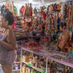 Snorkeling at Pelicans Rock - The Value and Considerations