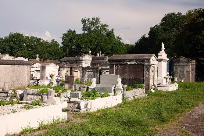 St Louis Cemetery No.3 New Orleans Burial Tradition Audio Guide - What to Expect from the Tour
