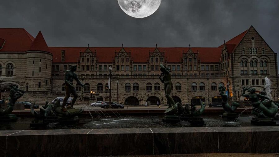 St. Louis Ghost Tour: Sinister Sins & Shadows - What to Expect on the Tour