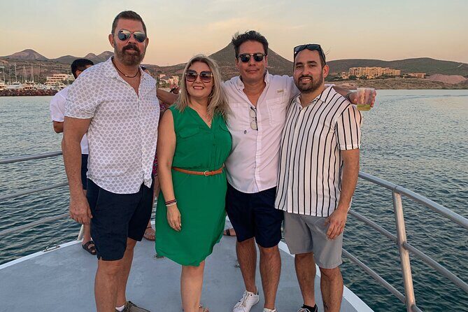 Sunset Cruise in La Paz - Reaching Pichilingue: The Highlight of Sunset