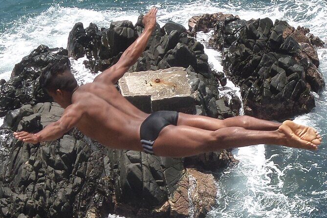 Sunset Dinner and Cliff Divers in Acapulco - The Value and Practicalities