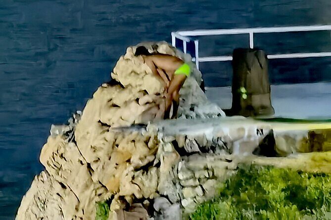 Super DeLuxe Bella Vista Dinner &1 Drink +2 Drinks at CliffDivers - Who Should Consider This Tour?