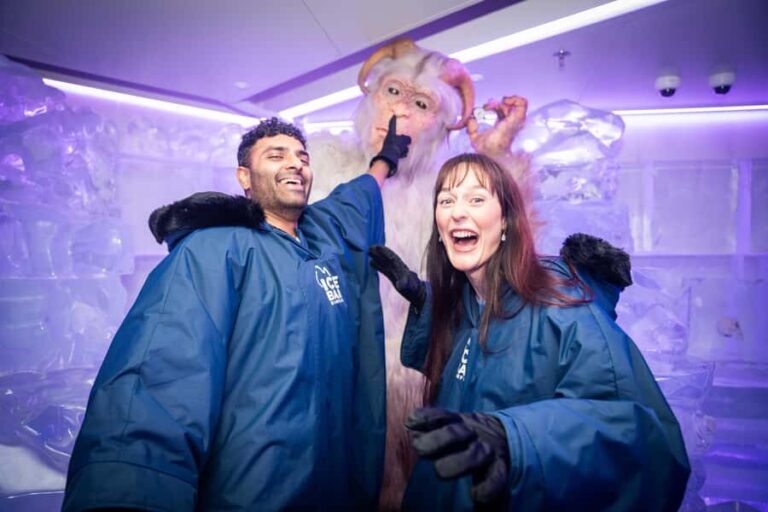 Surfers Paradise: IceBar Entry Ticket and Drink - A Closer Look at the IceBar Surfers Paradise Experience