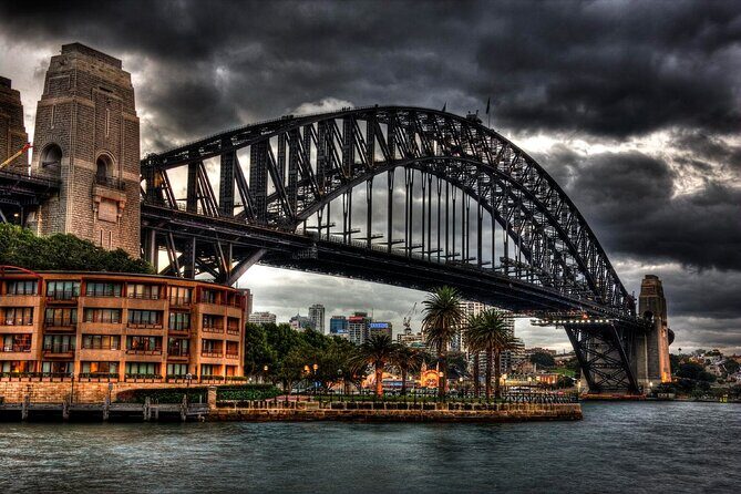 Sydney Dark Stories True Crime Tour - Why This Tour Works for Different Travelers