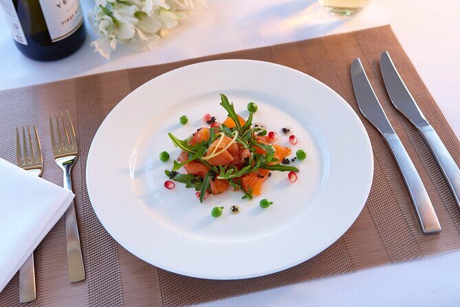 Sydney Harbour Sunset Dinner Cruise from Circular Quay - What the Reviews Say