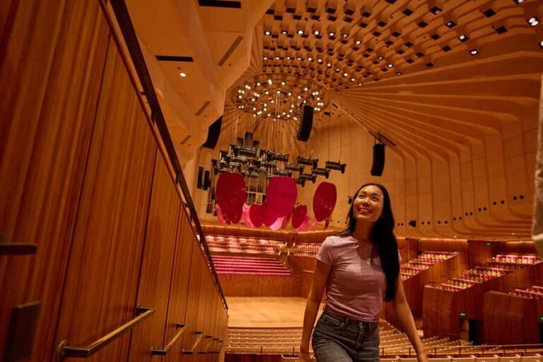 Sydney: Opera House Guided Tour In Your Language - FAQ