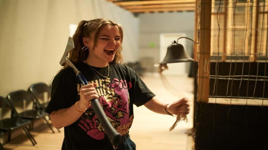 Tacoma: Axe and Knife Throwing Experience - What to Expect at Tacoma’s Axe and Knife Throwing Experience