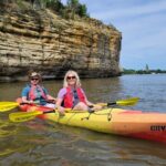 Tandem Guided Kayak Tour Near Chicago - Guides & Group Size