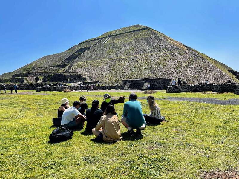 Teotihuacan Pyramids & lunch at my Grandma's house - Returning for a Traditional Mexican Lunch