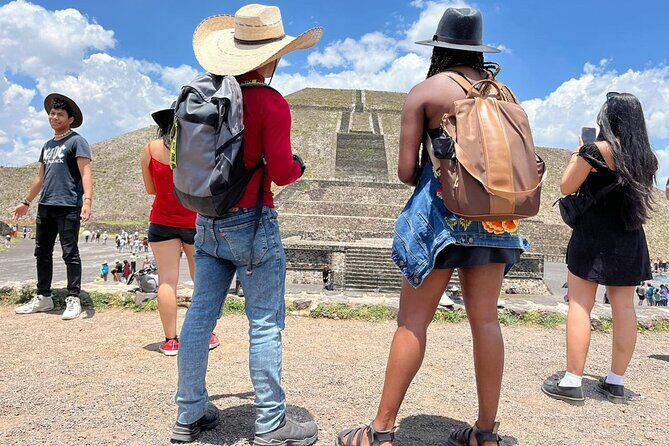 Teotihuacan Pyramids Tour from Mexico City - Cultural Stops and Local Life