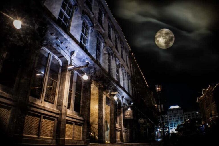 The Grimoire Ghouls and Graves: Galveston Ghost Tour - An In-Depth Look at the Galveston Ghost Tour