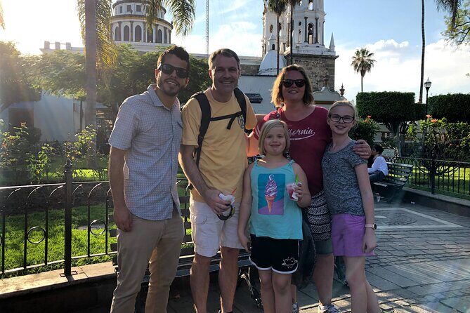 Tlaquepaque and Tonala Private Full-Day Tour - Who Should Consider This Tour?