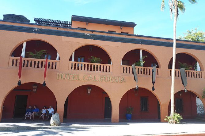Todos Santos Tour - Exploring Todos Santos: The Charm and Authenticity