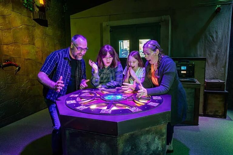 Tomb Raider Experience Seattle - The Rooms and Puzzle Design