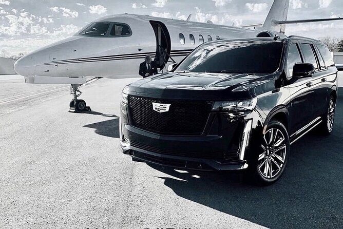 Toronto Airport Private Transfer to Downtown - The Sum Up